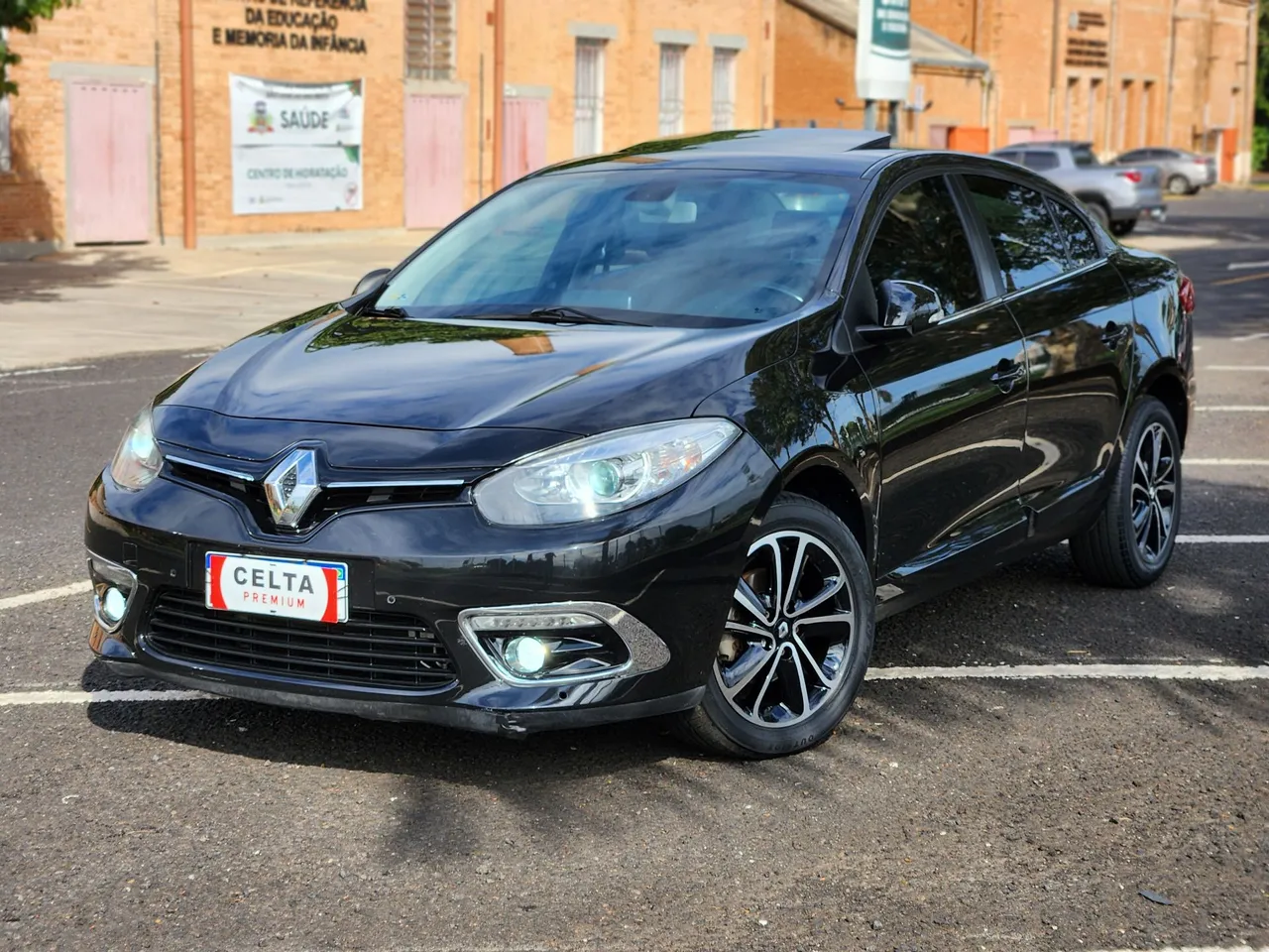 RENAULT FLUENCE 2016 Usados e Novos