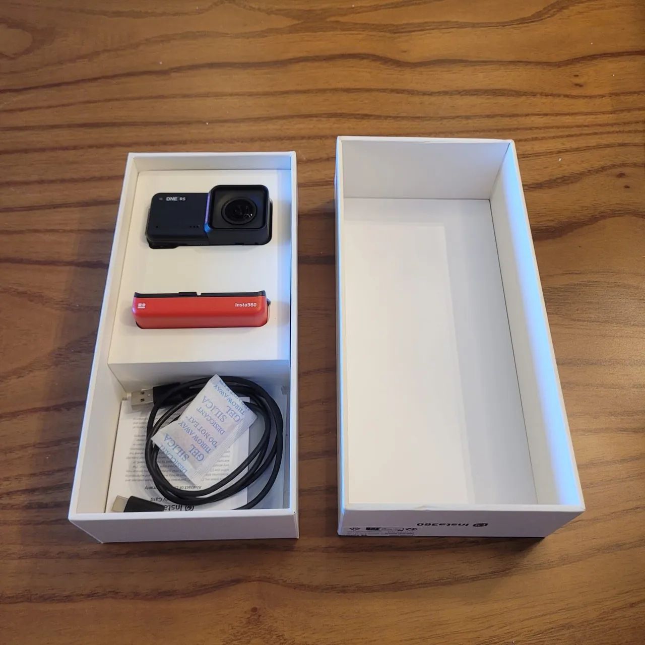 Câmera de Ação Insta360 OneRS 4K Edition + Cartão 64GB Sandisk + Capa e ...