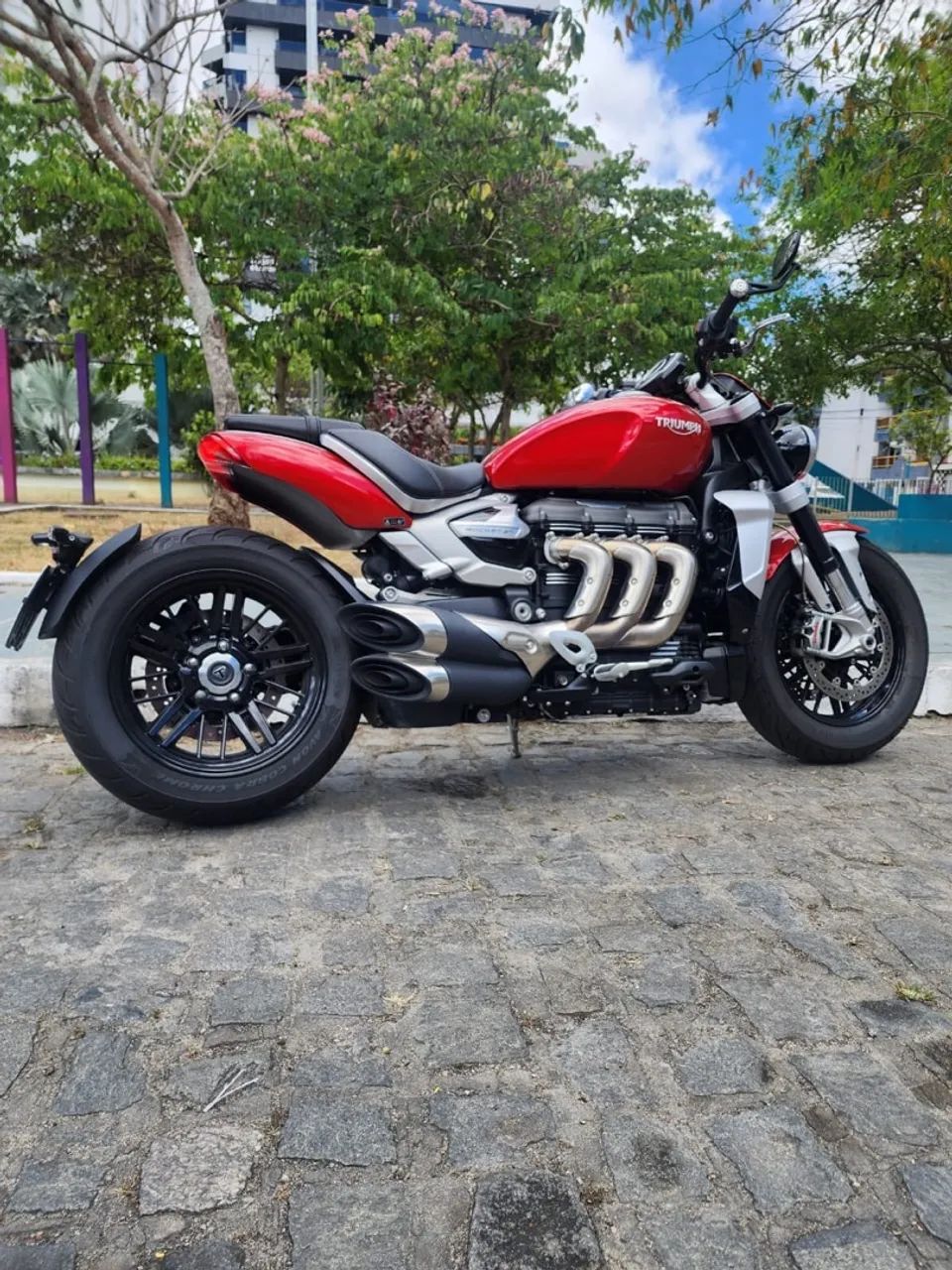 TRIUMPH III R 2500CC 2022 - 1400672429 | OLX