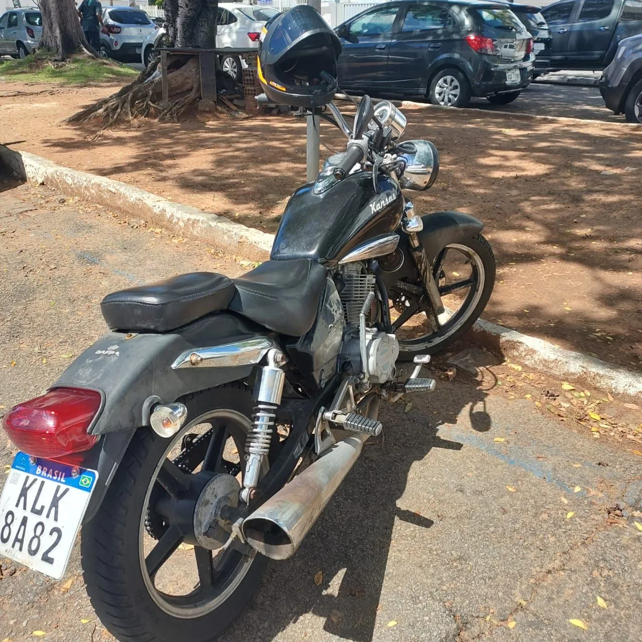 Motos DAFRA KANSAS no Brasil