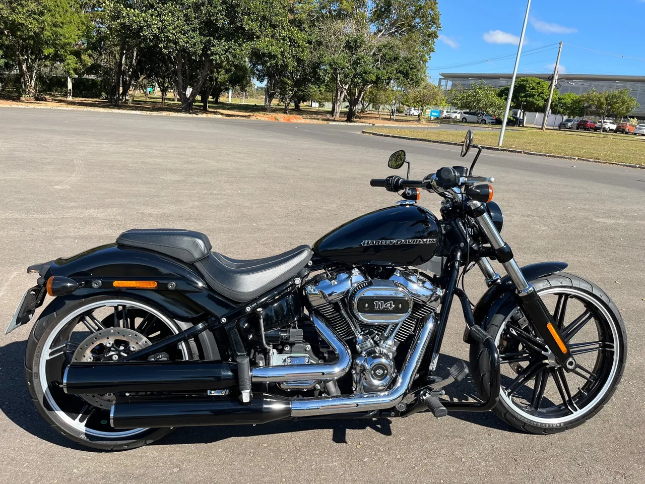 "moto harley breakout" - Motos no Brasil