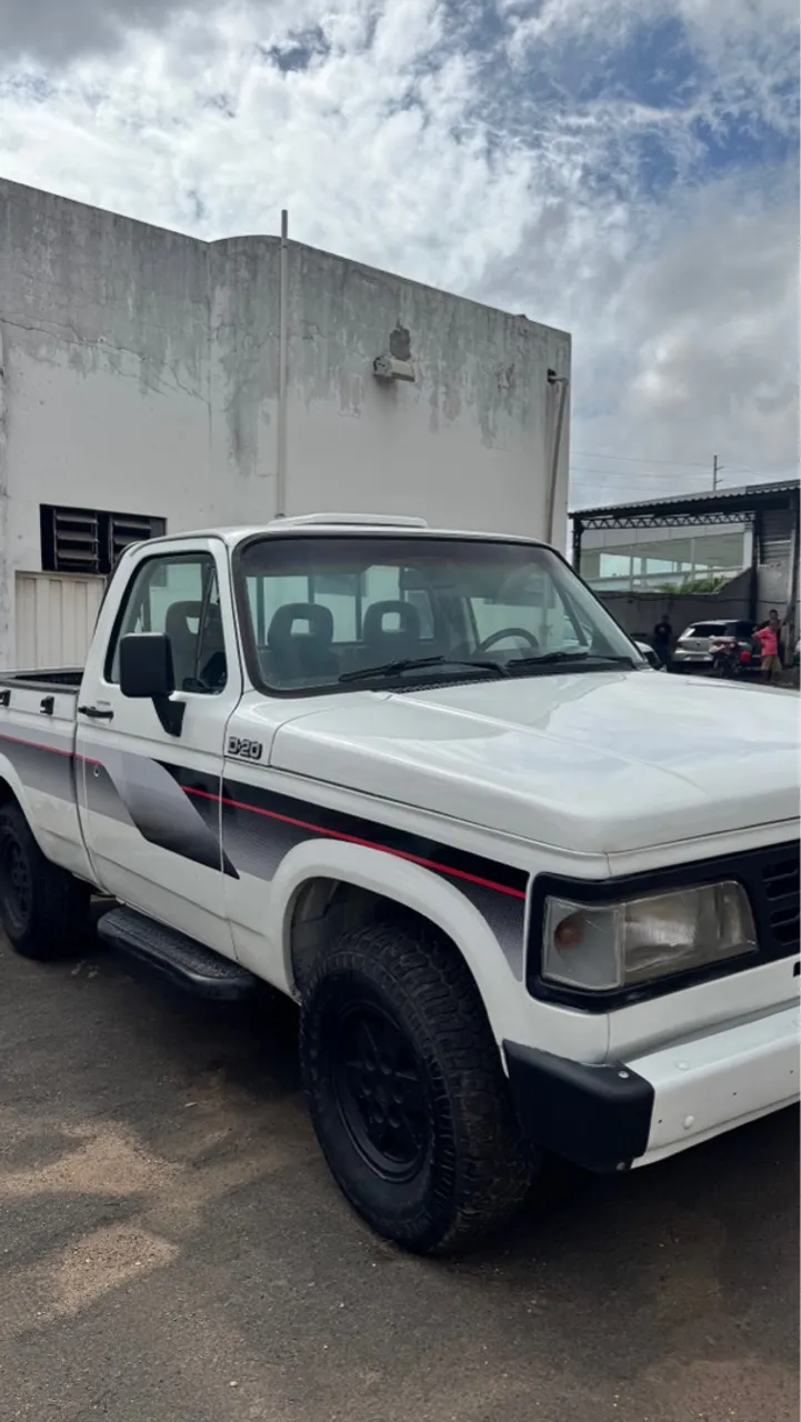 CHEVROLET D-20 S / LUXE 3.9/4.0 T.DIESEL Usados e Novos no PI