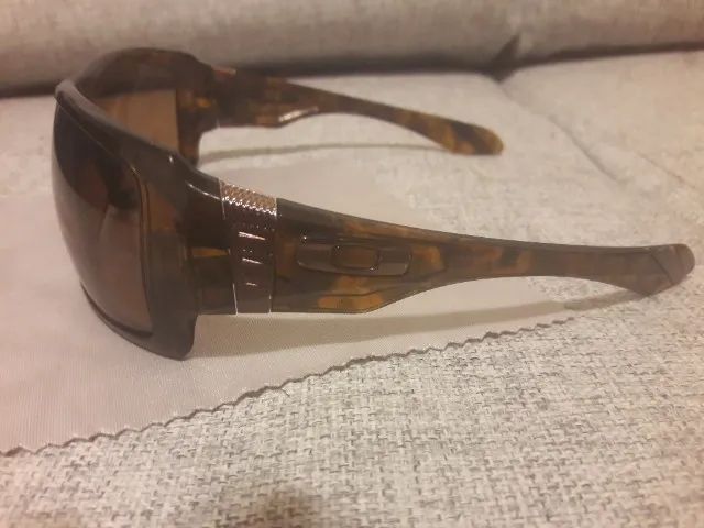 Óculos Oakley Big Taco Marrom Brown Tortoise OO9173-05 vintage e raro ...
