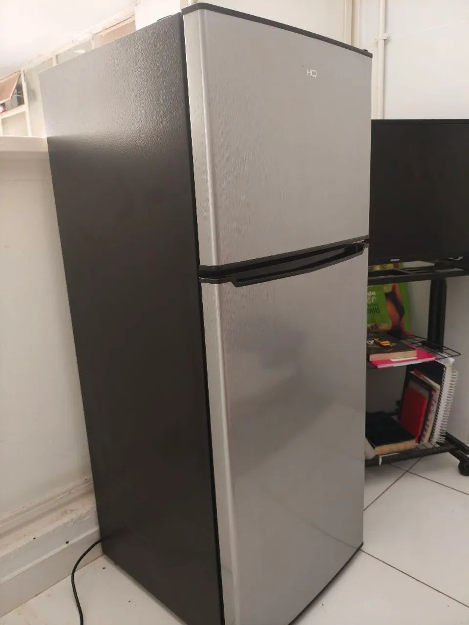 Vendo Geladeira Refrigerador Compacto HQ Defrost 140 Litros ...