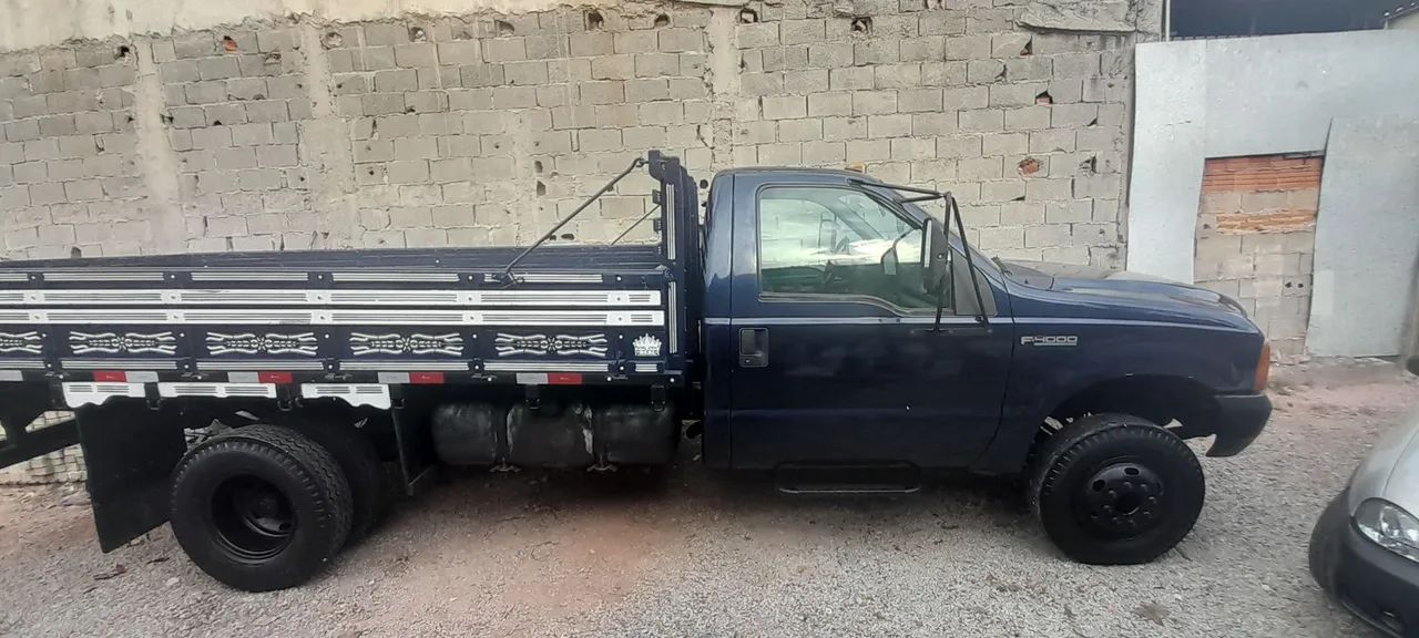 FORD F-4000 Usados e Novos