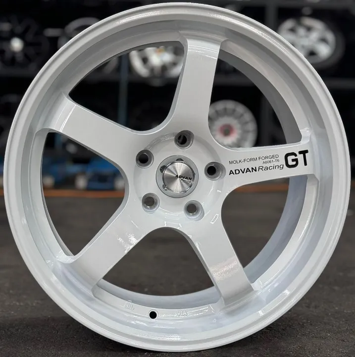 "roda advan" - Peças para carros, vans e utilitários no Brasil