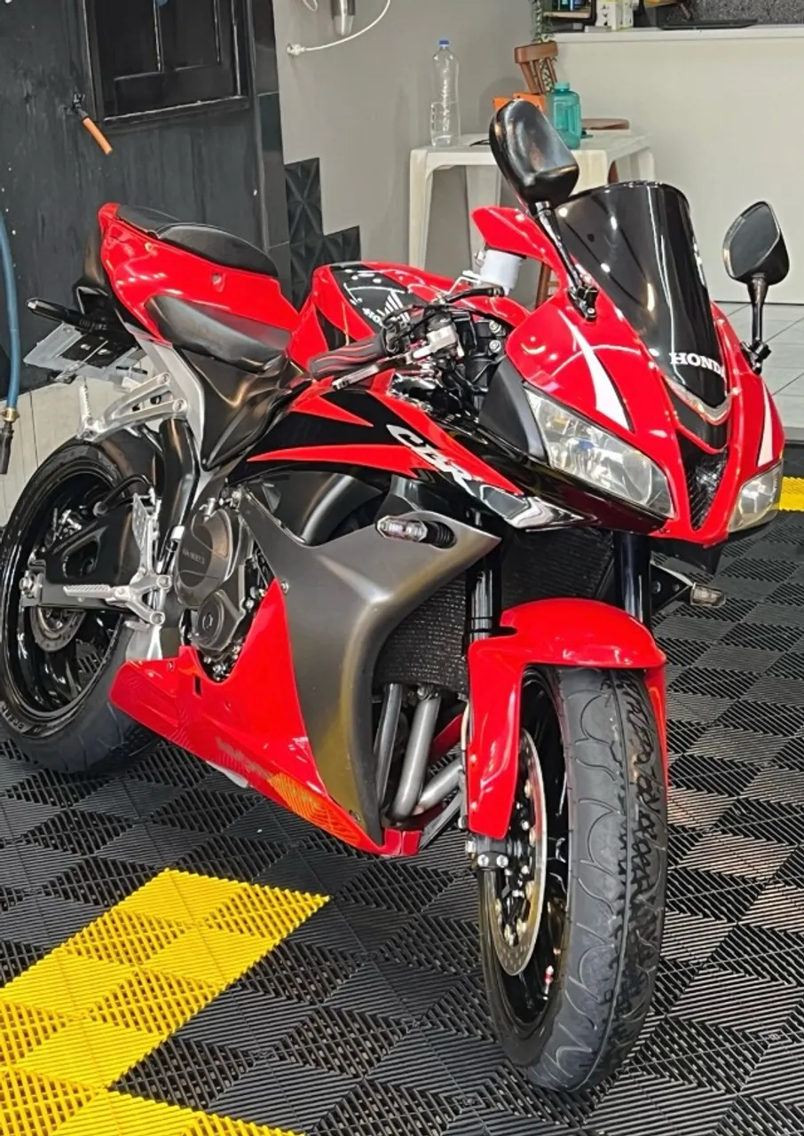 Motos HONDA CBR no Brasil