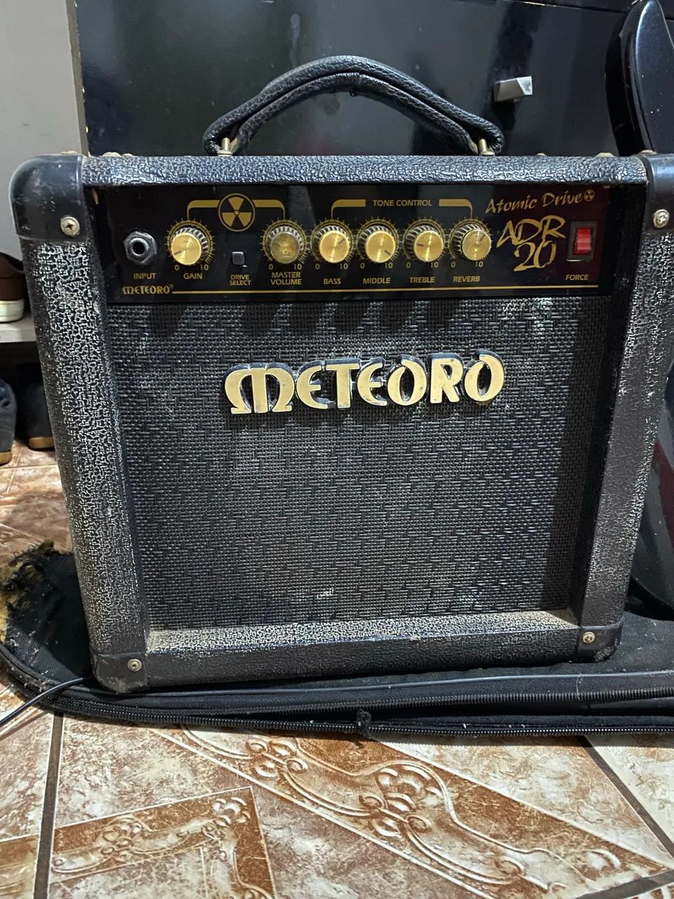 Cubo meteoro - Instrumentos musicais - Jardim Santarém, Santarém ...