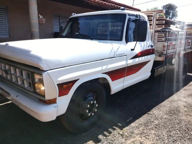 FORD F-4000 Usados e Novos