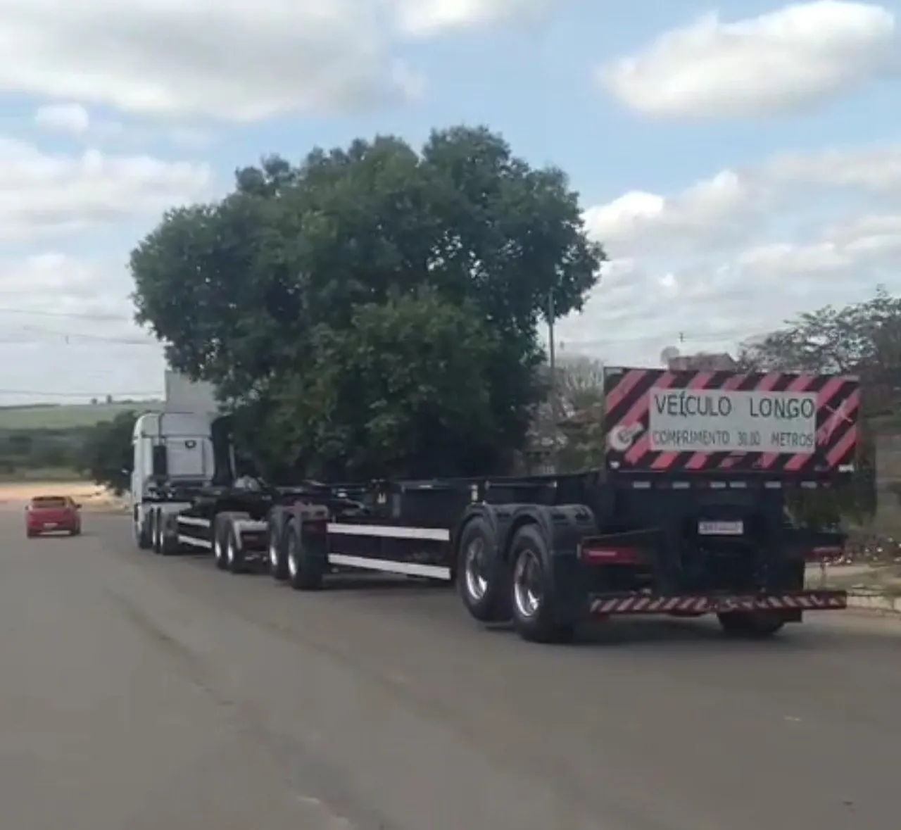 "rodotrem bitrenzao" no Brasil