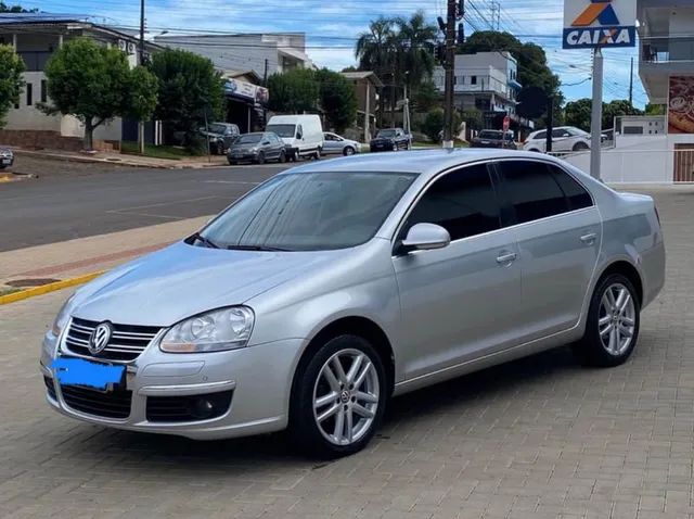 VOLKSWAGEN JETTA 2010 Usados e Novos