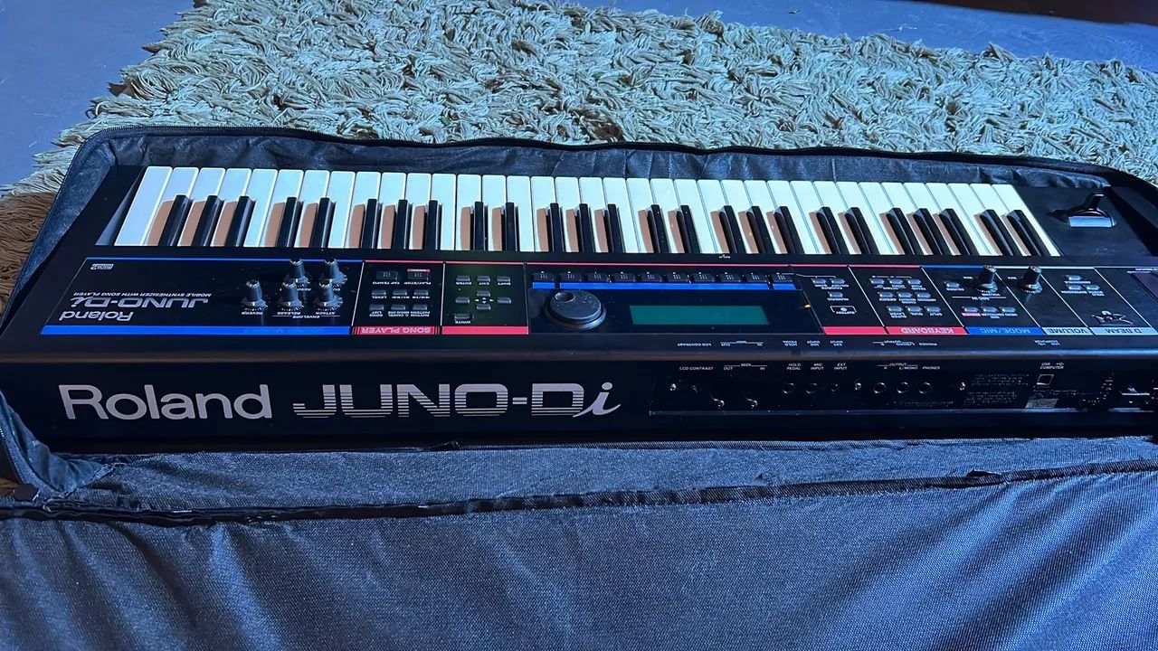"roland juno di" no Brasil