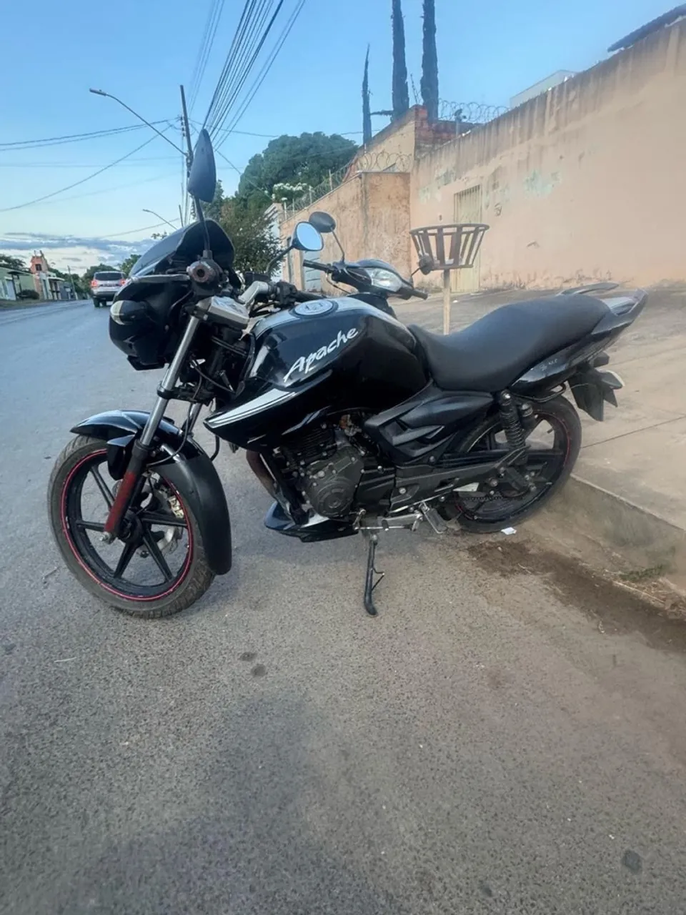 Motos DAFRA APACHE no Brasil