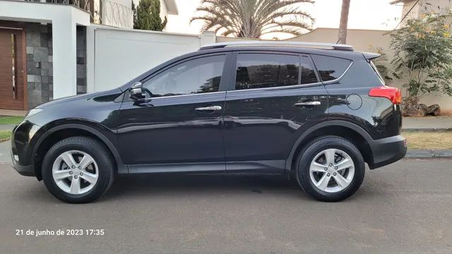 TOYOTA RAV4 2014 Usados e Novos