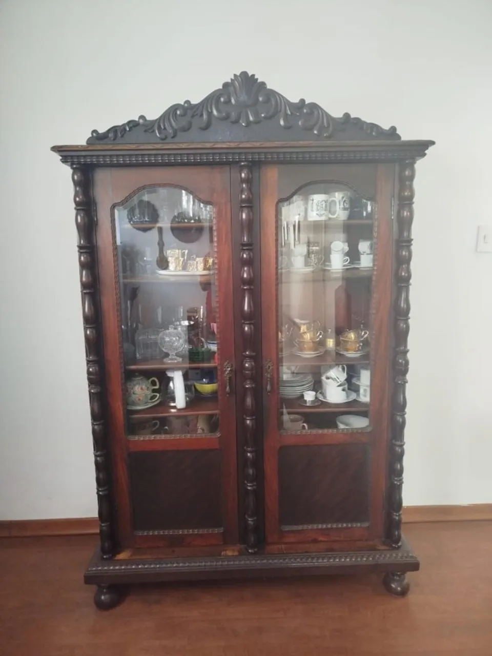 "moveis antigos" no Brasil