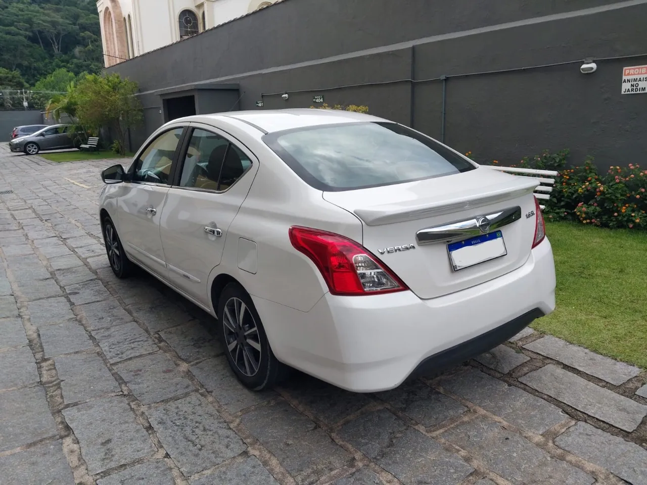 NISSAN VERSA 2020 Usados e Novos