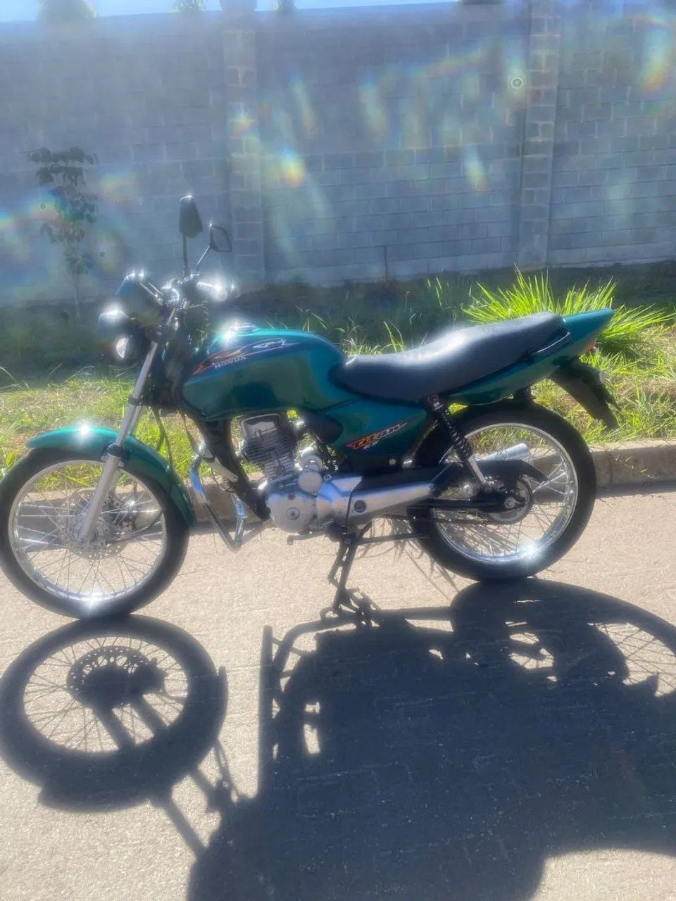 Motos HONDA CG 2000 no Brasil