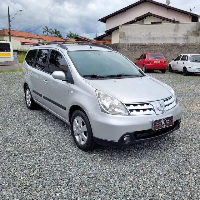 NISSAN GRAND LIVINA Usados e Novos