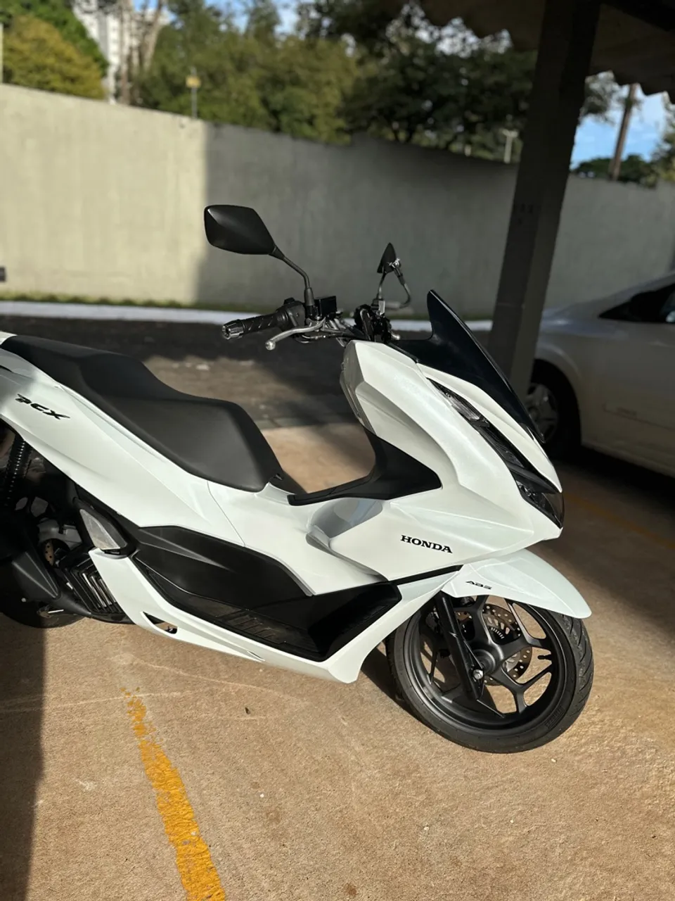 Motos HONDA PCX 2024 no Brasil