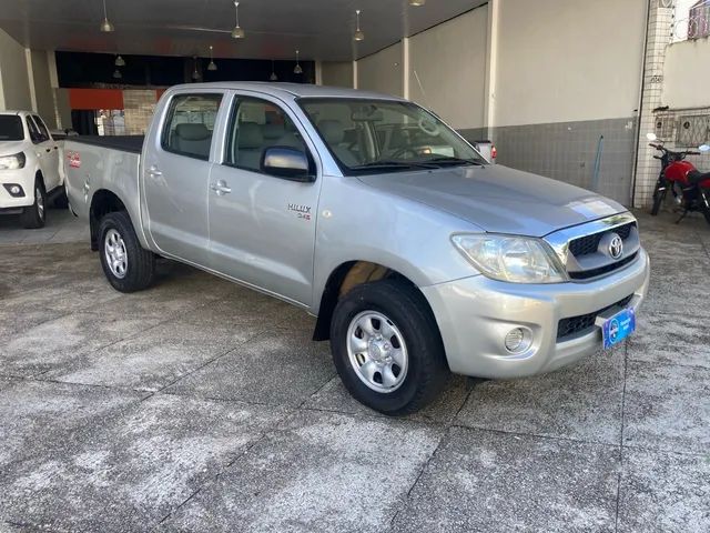 TOYOTA HILUX 2010 Usados e Novos