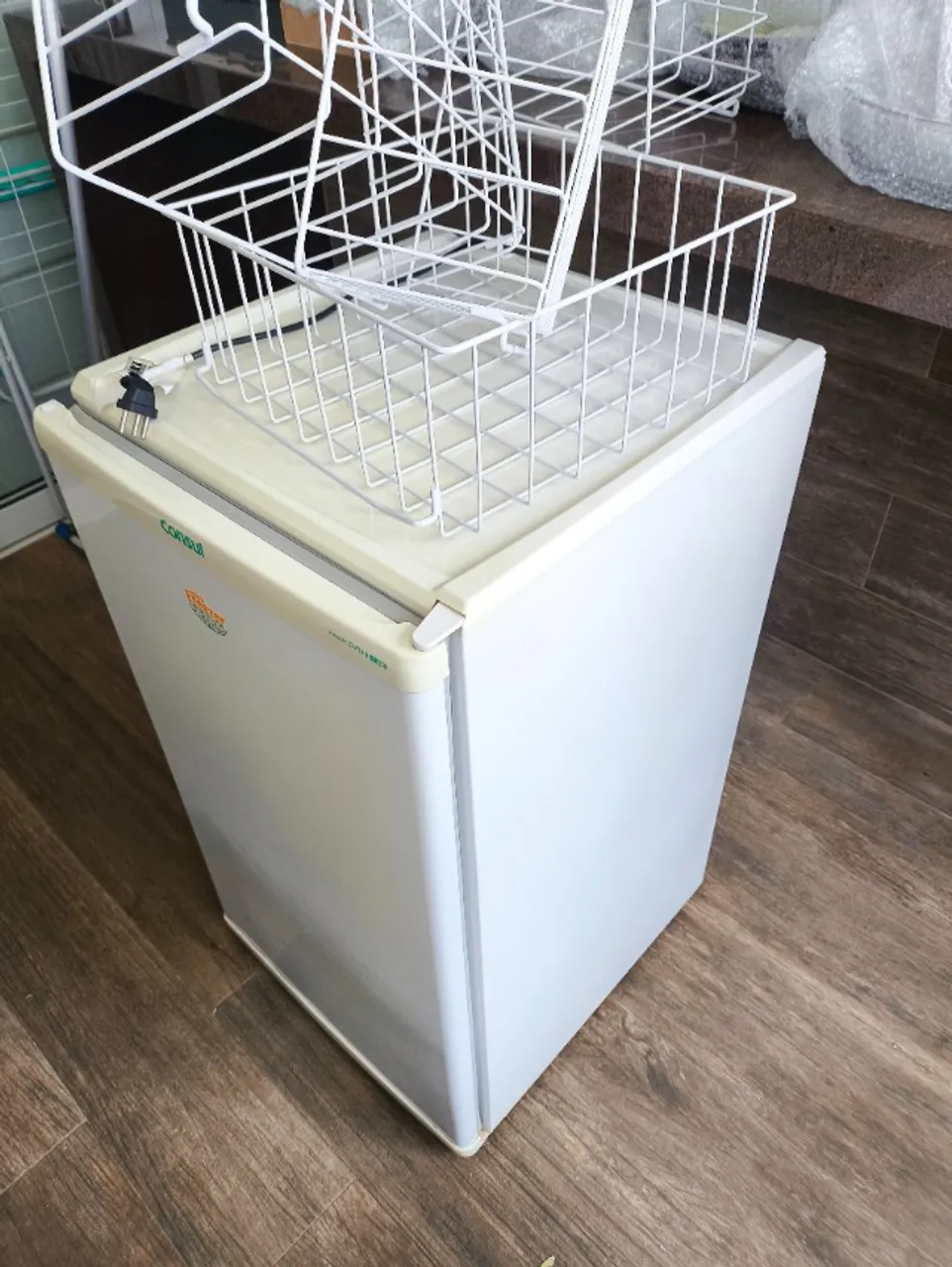 "mini freezer" - Geladeiras e Freezers no Brasil