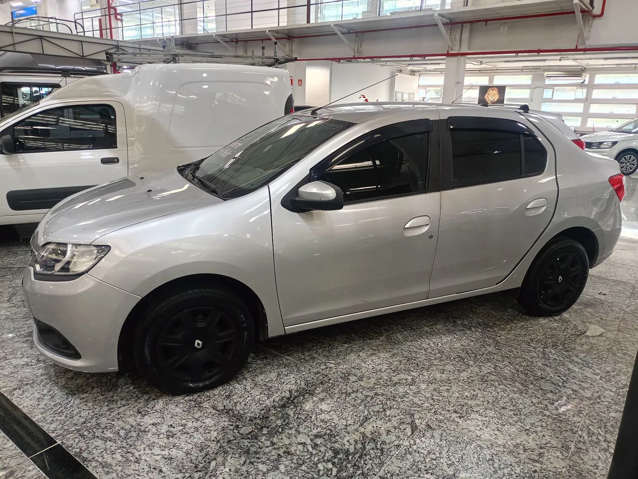 RENAULT LOGAN EXPRESSION FLEX 1.0 12V 4P Usados e Novos em São Paulo e ...