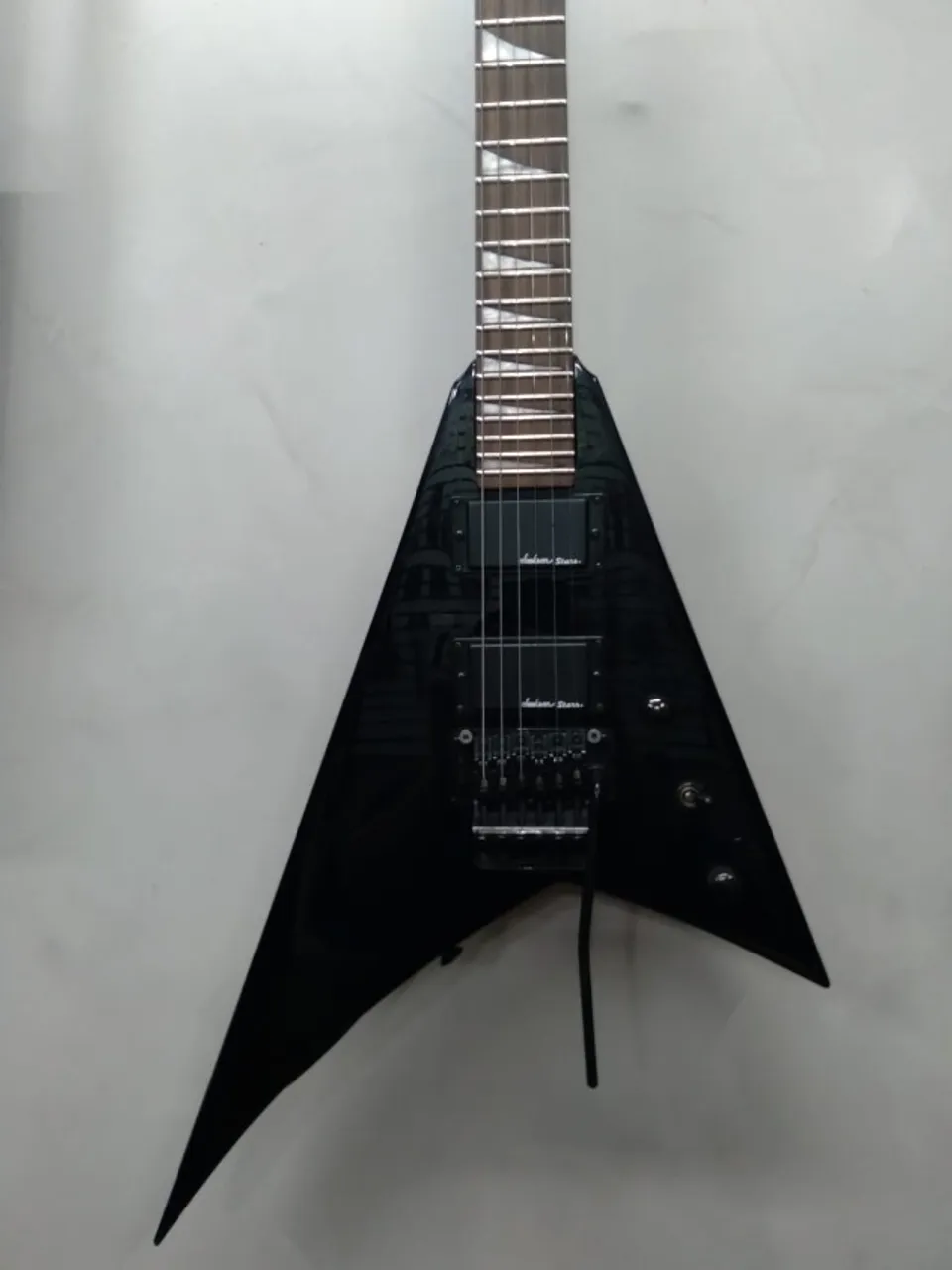 "jackson flying v" no Brasil