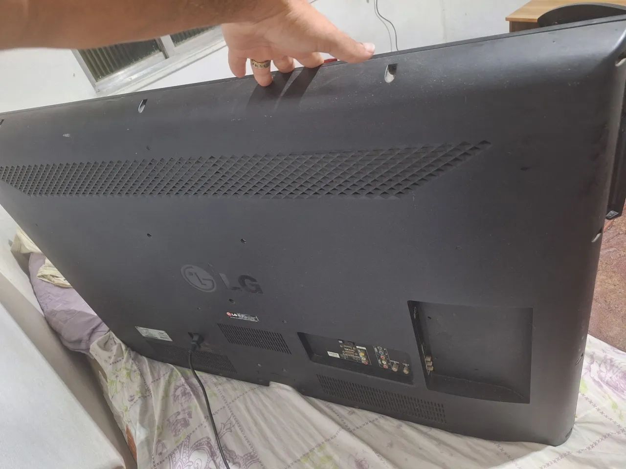 TV LG 47 polegadas com defeito - TVs - Santa Cruz, Rio de Janeiro ...