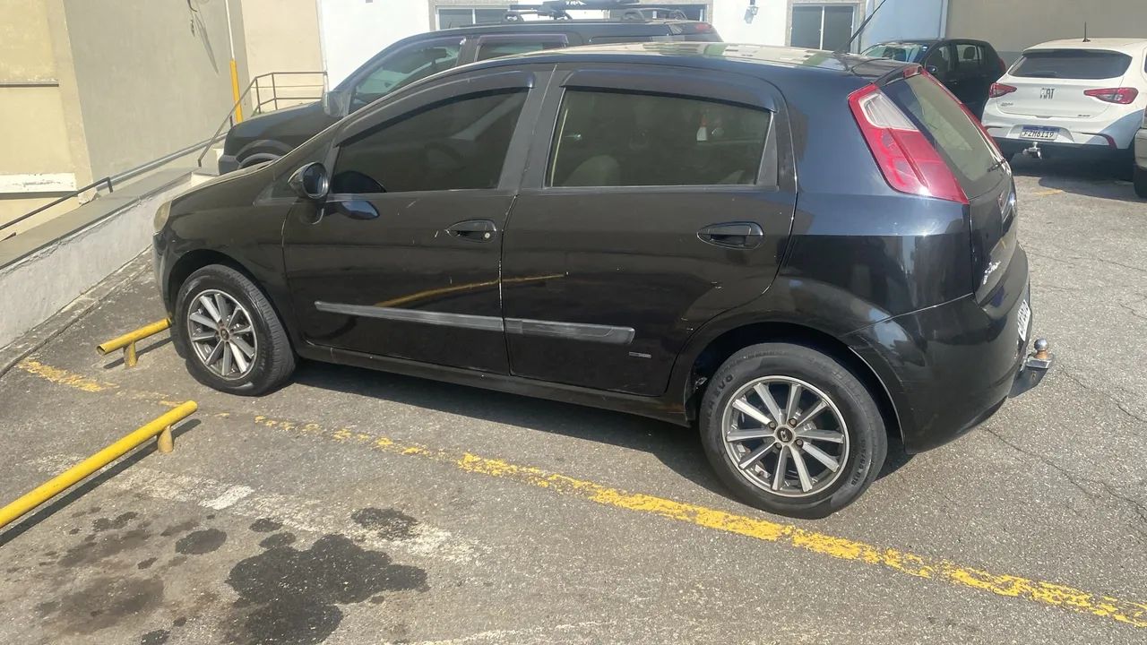 FIAT 2010 Usados e Novos
