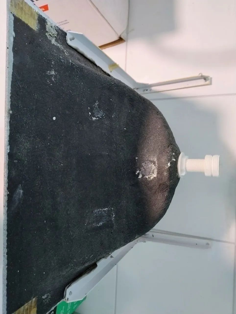 Doa-se tanque de lavar roupa e torneira seminovos - Cubas e Pias ...