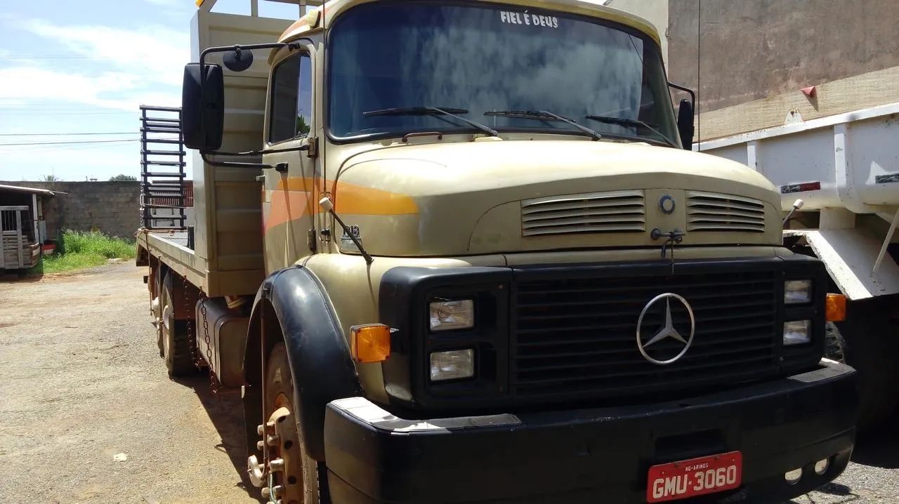 Mercedes-Benz 1318 - Plataforma - Caminhões - Samambaia Sul (Samambaia), Brasília 1411648669 | OLX