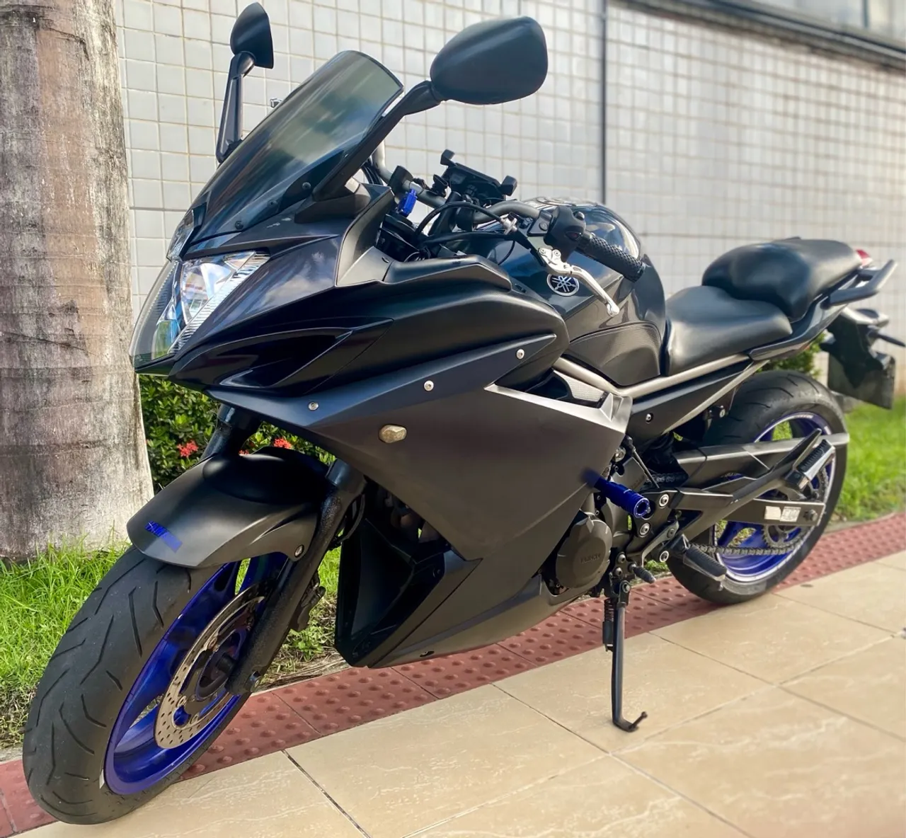Motos YAMAHA XJ6 2015 no Brasil