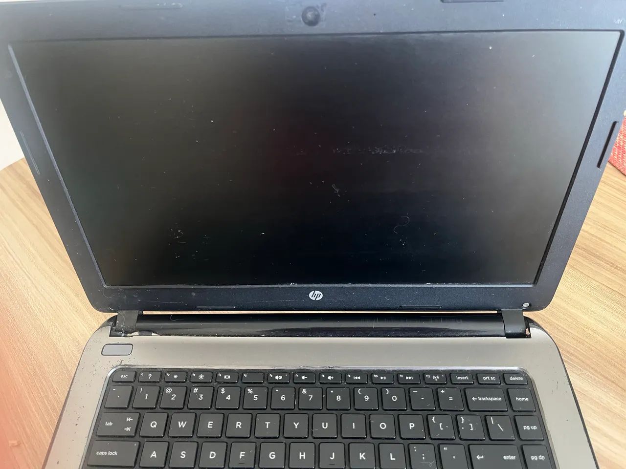 Notebook HP Core i3 -Com tela danificada (ligando em monitor externo ...