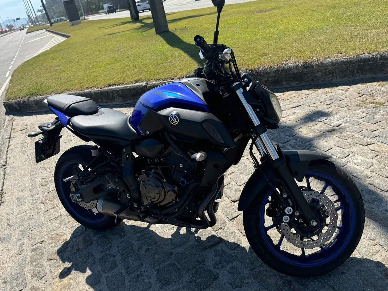 Motos YAMAHA MT-07/MT-07 2025 no Brasil