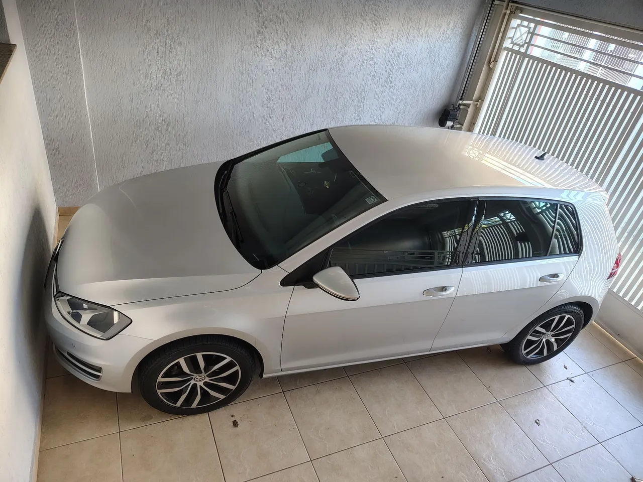 VOLKSWAGEN GOLF HIGHLINE 1.4 TSI TOTAL FLEX AUT. Usados e Novos