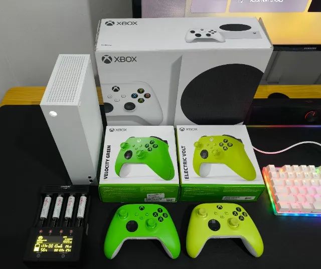 Xbox Series S + 2 Controles + LiitoKala Lii-600 + 4x Fujitsu ...