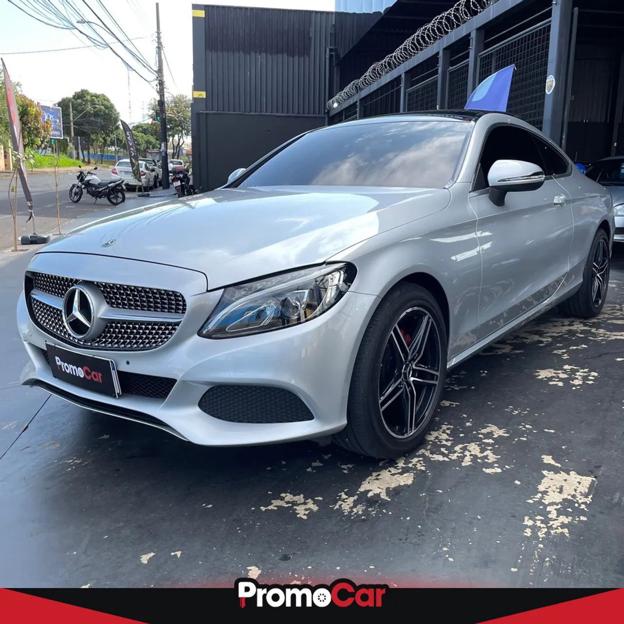 MERCEDES-BENZ C-180 2017 Usados e Novos em MG