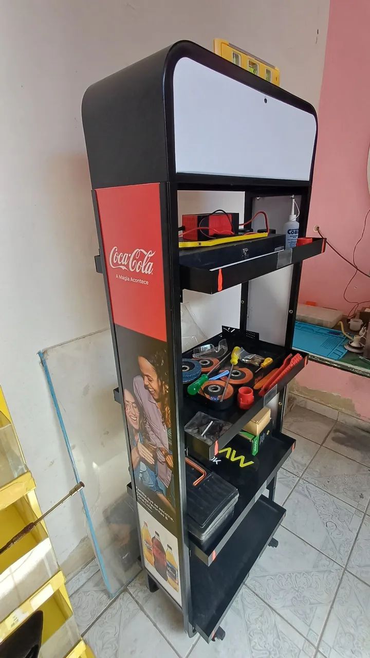 Estante da coca cola de ferro pra vende logo - Móveis Para Organização ...