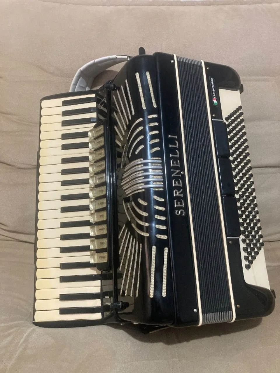 "acordeon quarta de voz" - Instrumentos musicais no Brasil