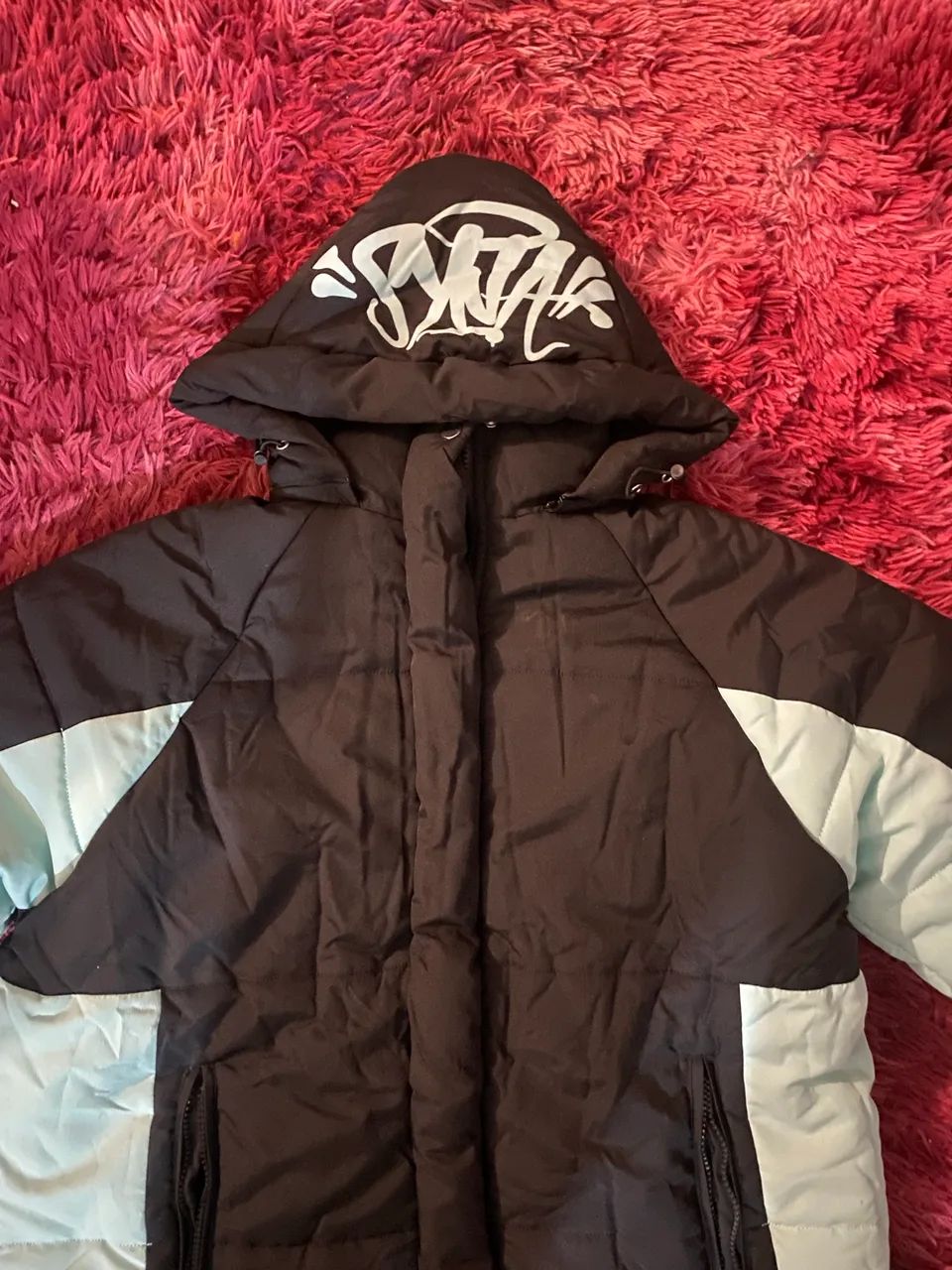 Jaqueta puffer synaworld syna central cee - Roupas Esportivas - Vila ...
