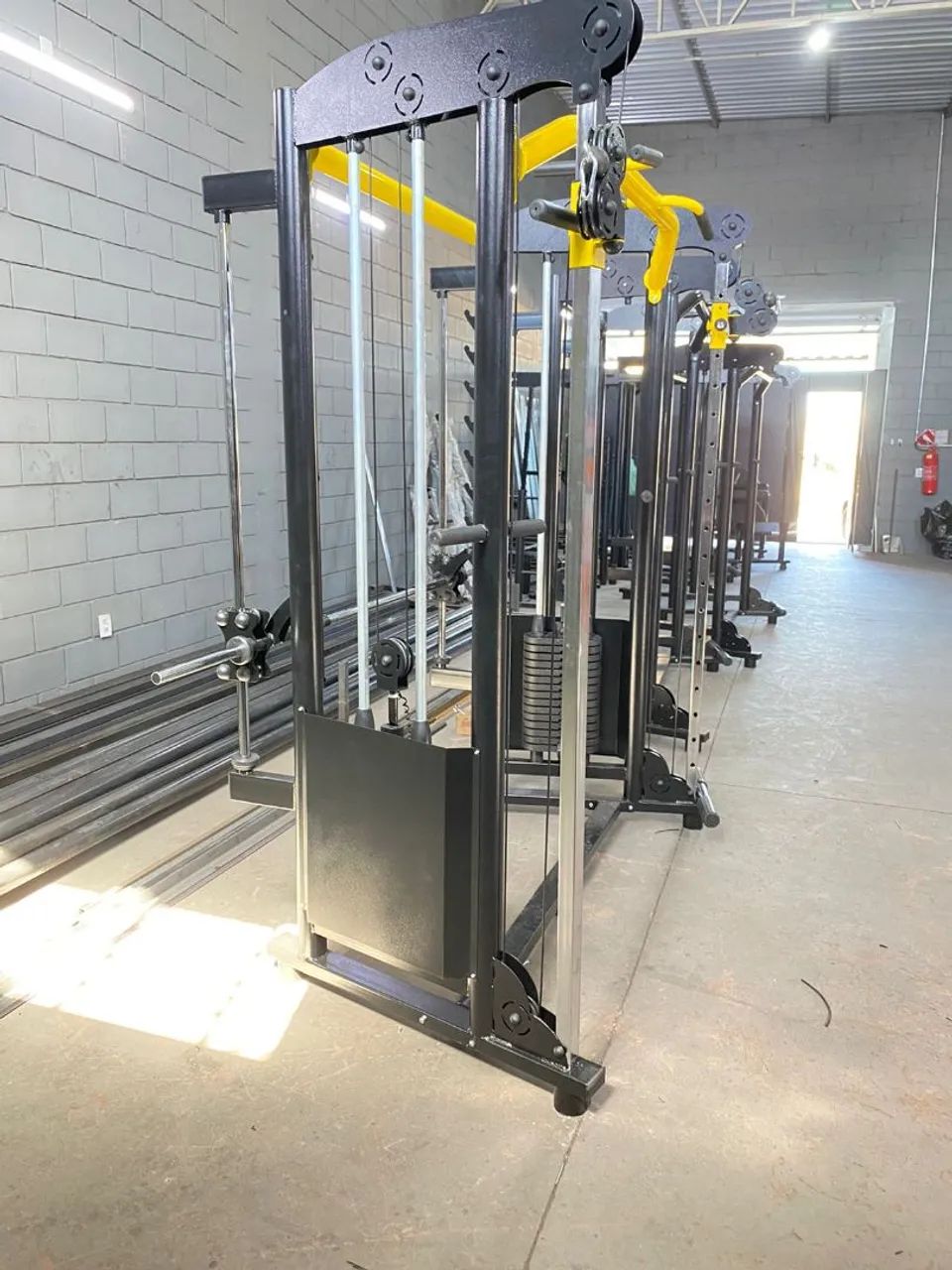 Cross over Smith Fabricação Própria - Academia e Exercícios - Jardim ...