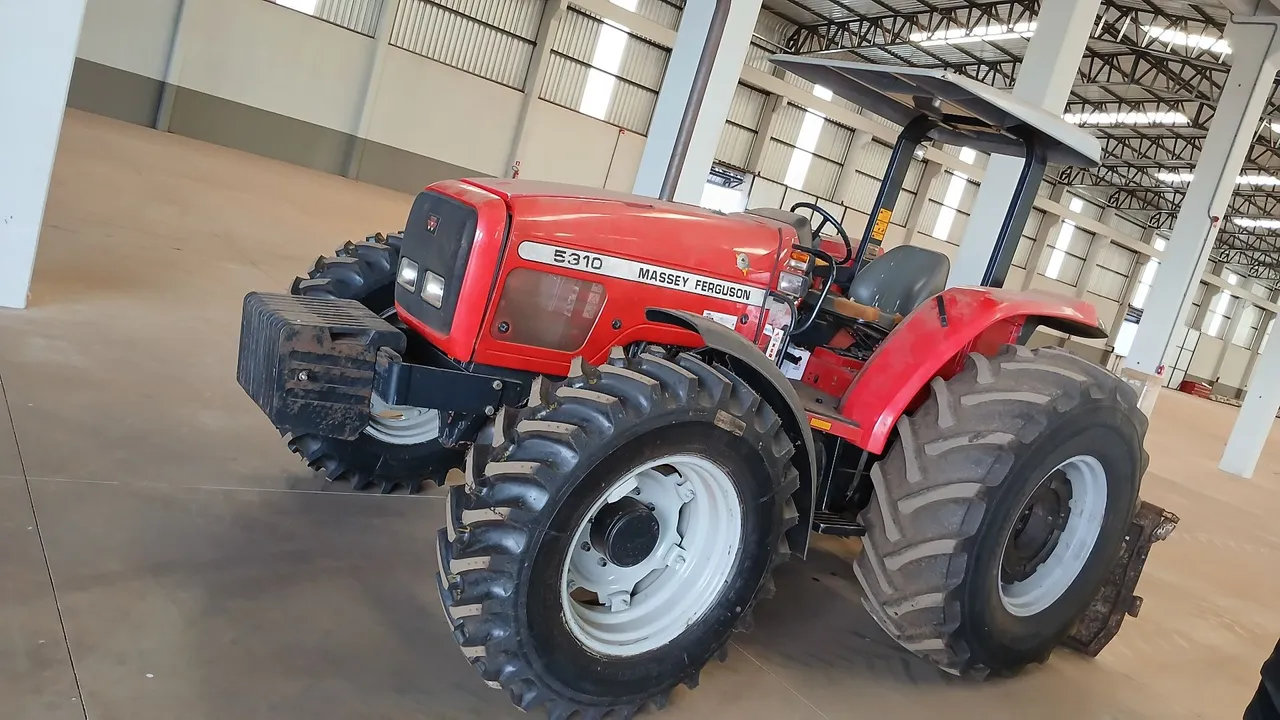 "massey ferguson 65x" - Tratores e máquinas agrícolas no Brasil