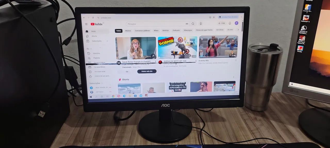 Monitor AOC 18,5 com uma linha na tela. - Monitores - Artur Lundgren II ...