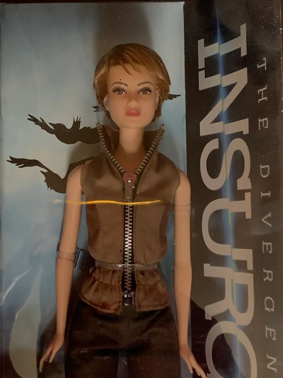 Barbie Tris Prior Divergent Black Label Original Mattel Lacrada ...