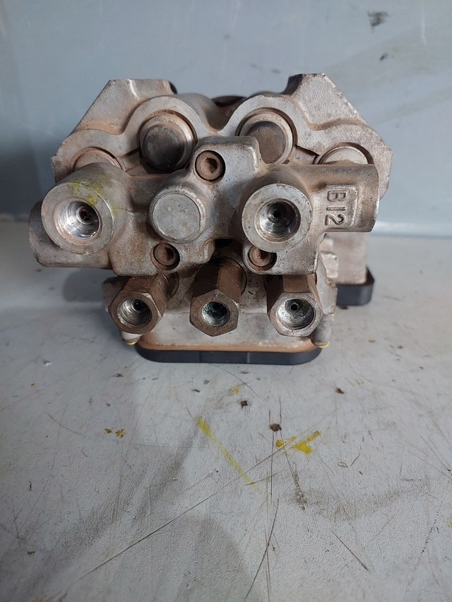 Módulo Central Do Abs Do Freio Da S10 Blazer Cód; * 12765501 Gm S10 96 ...