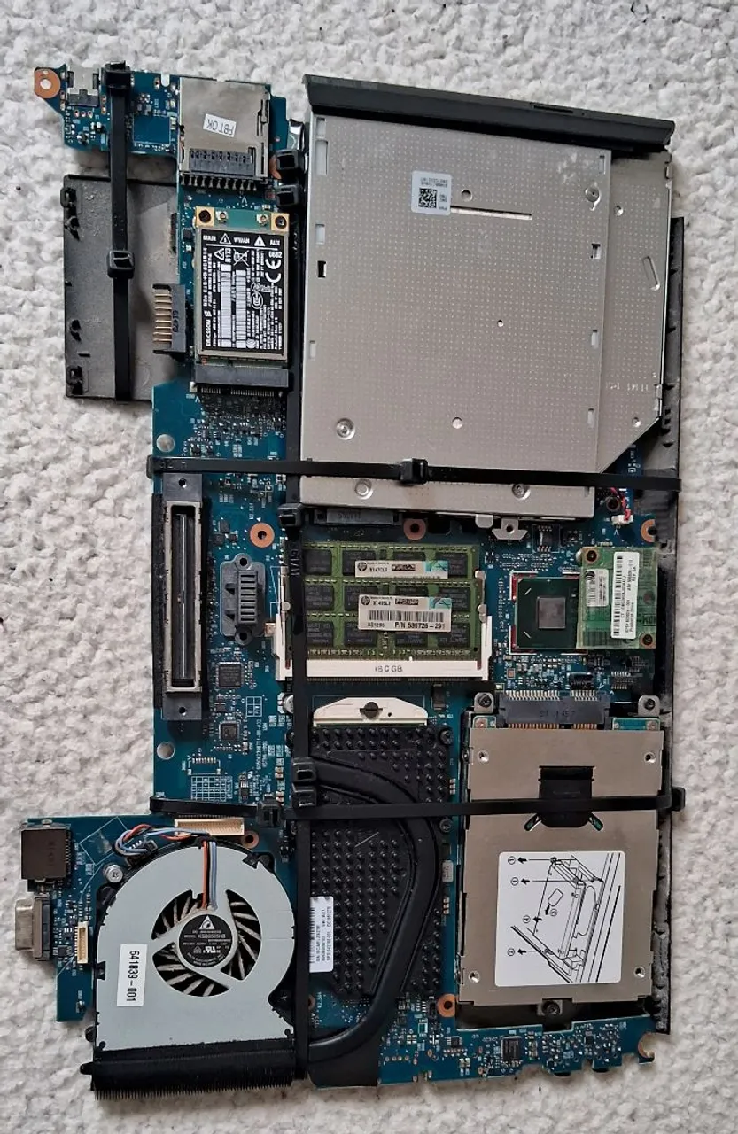 "placa de notebook" no Brasil