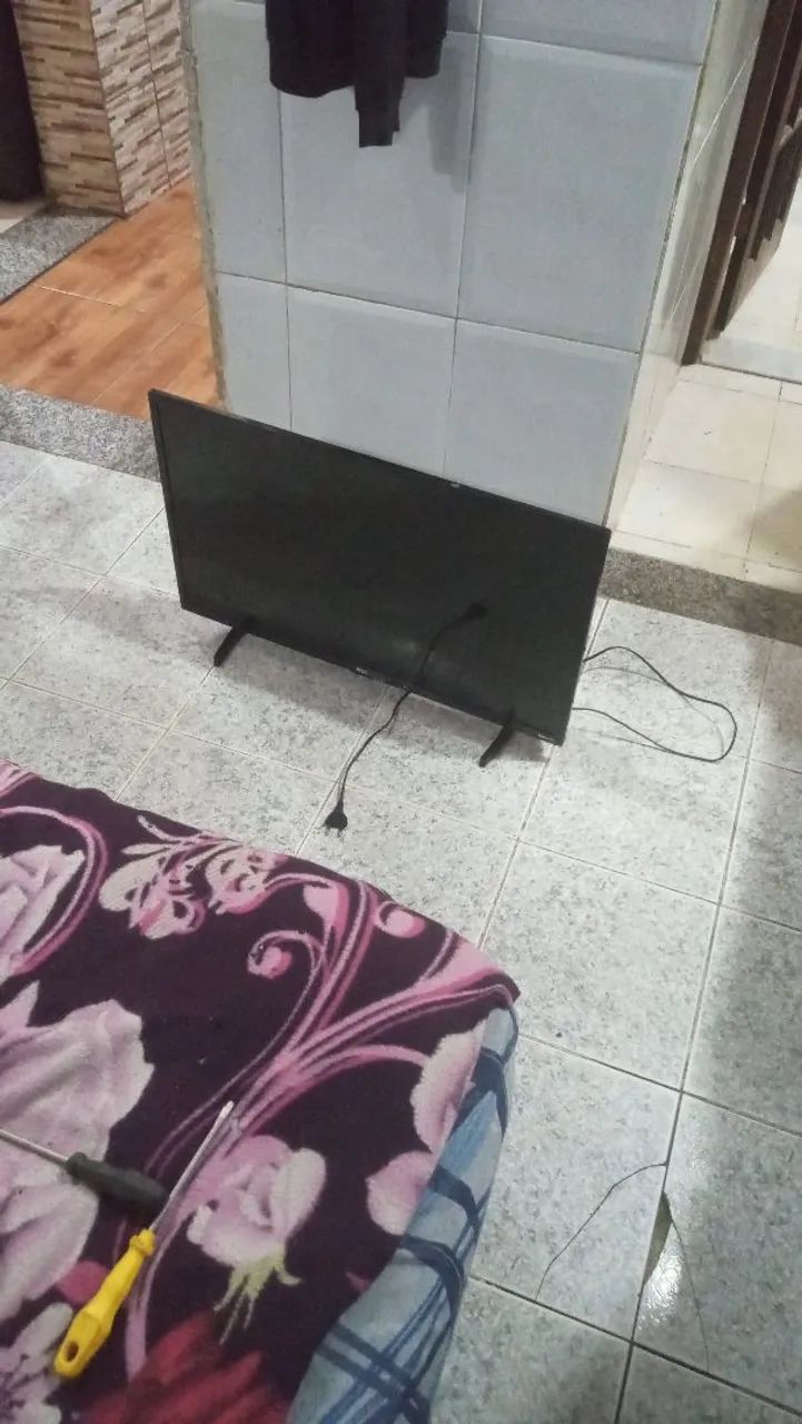TV LED 24 polegadas - TVs - Queimados, Queimados 1399650517 | OLX