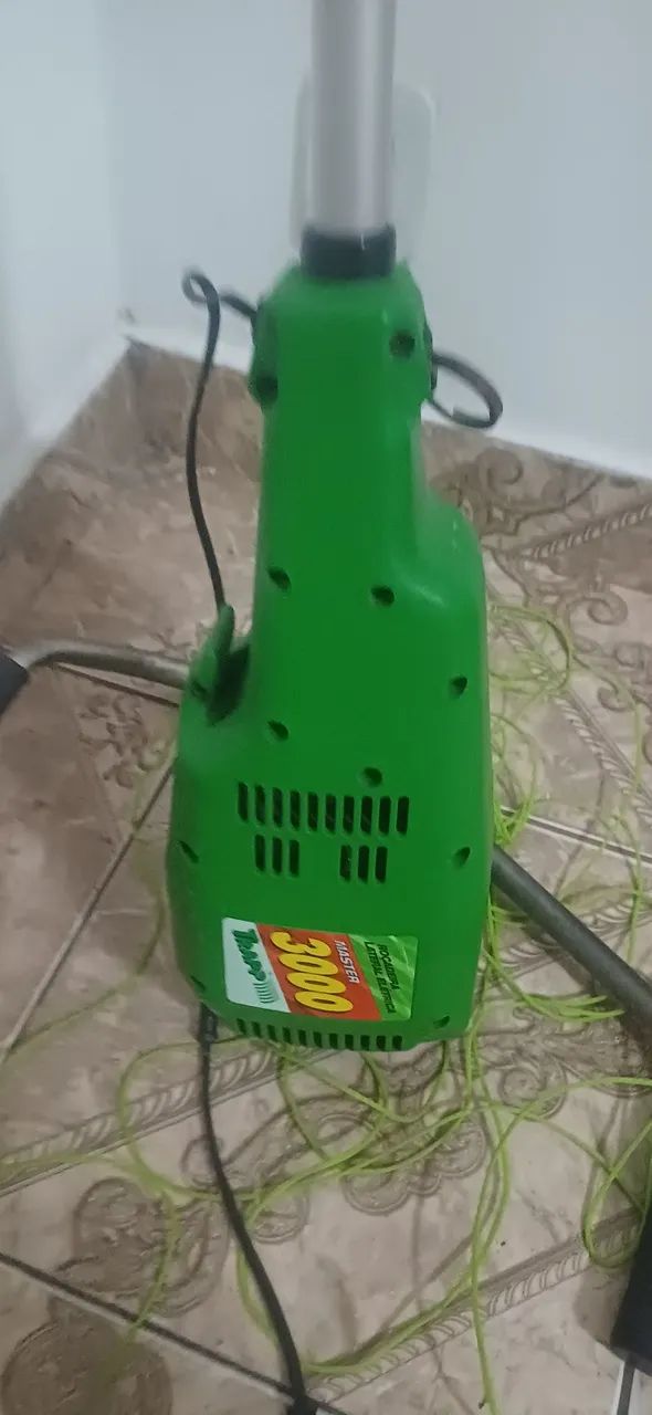 Aparador de Grama Elétrico para Acabamentos - Ferramentas de Construção ...