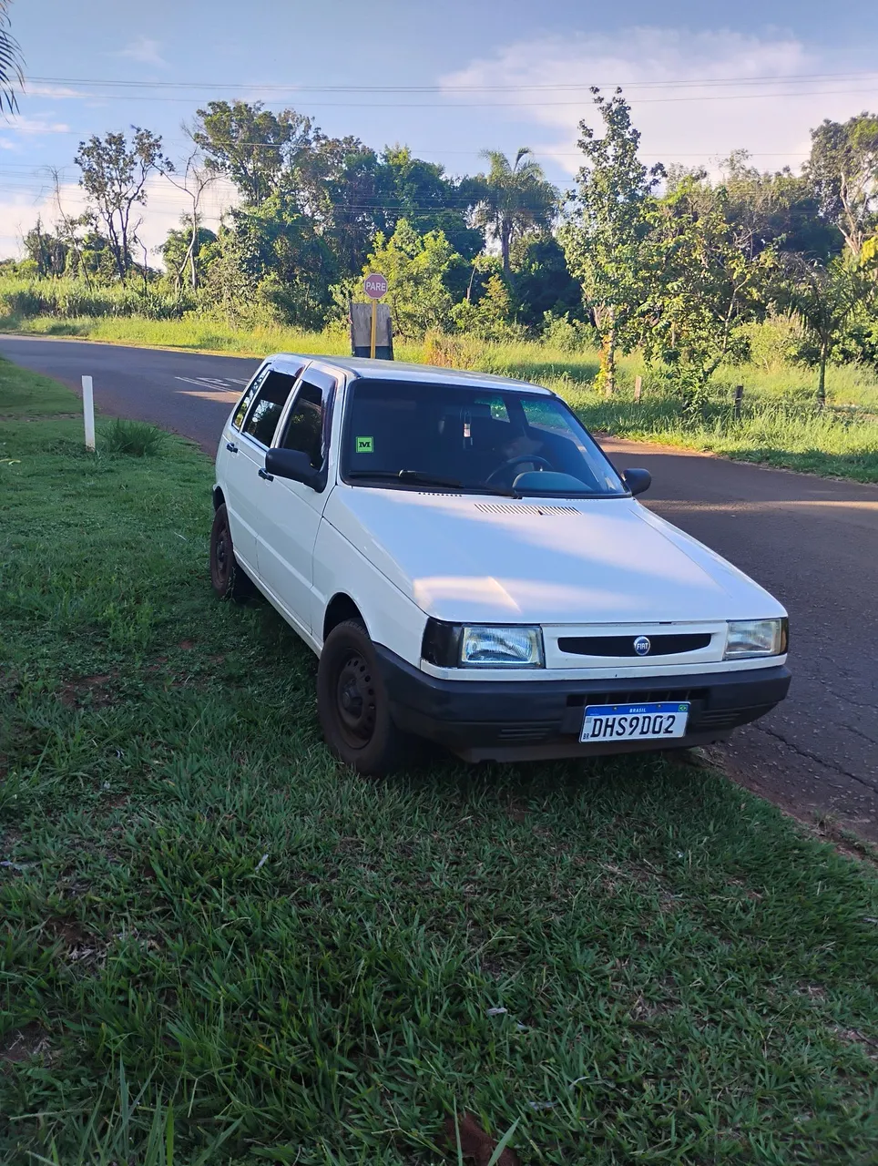 FIAT UNO MILLE 1.0 FIRE/ F.FLEX/ ECONOMY 4P Usados e Novos - Bauru, SP