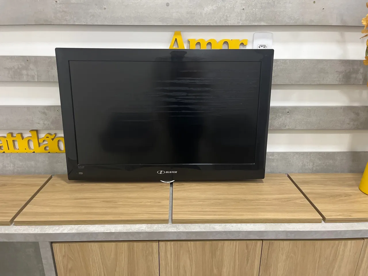 "tv buster 32 polegadas" - TVs no Brasil